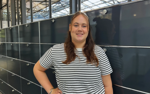 Willkommen im Team: Unsere neue Auszubildende Pia Schmitz - ebbtron ...